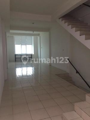 Ruko di Pos Pengumben, Jakarta Barat 230 M Best Deal | Rumah123