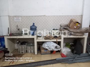 GUDANG SPAREPART MOTOR DEPAN SUDAH ADA BENGKEL MOTOR AKTIF | Rumah123