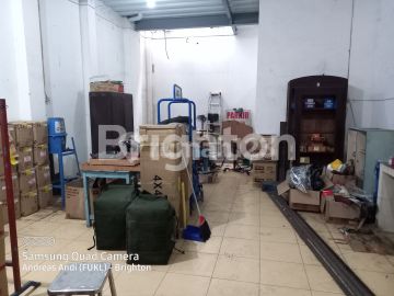 GUDANG SPAREPART MOTOR DEPAN SUDAH ADA BENGKEL MOTOR AKTIF | Rumah123