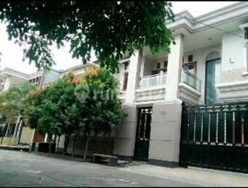 Rumah Baru Besar Megah Ruangan Luas di Pondok Kelapa | Rumah123