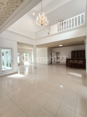 SIAP HUNI, LAYOUT LUAS DAN LAPANG DI KEMANG SELATAN | Rumah123