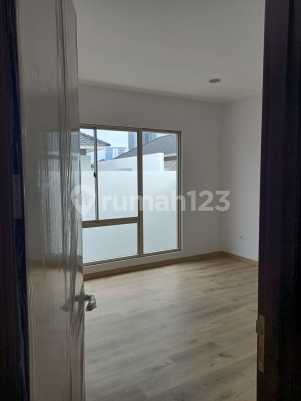 RUMAH BRAND NEW DAN BAGUS 2,5 LANTAI UKURAN 12 X 25 DI GOLF ISLAND PIK ...