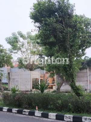 Kavling Metro Permata 1 Posisi Huk Ada Bangunan Gudang | Rumah123