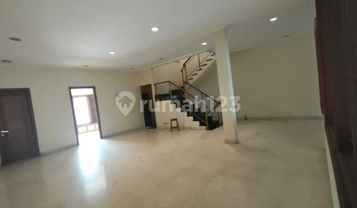 Disewakan Ruko 3 Lantai Strategis Mainroad di Mekarwangi Bandung | Rumah123