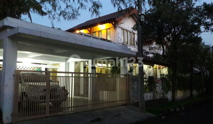 Rumah Luas Asri Nyaman di Bintaro Tangerang selatan | Rumah123