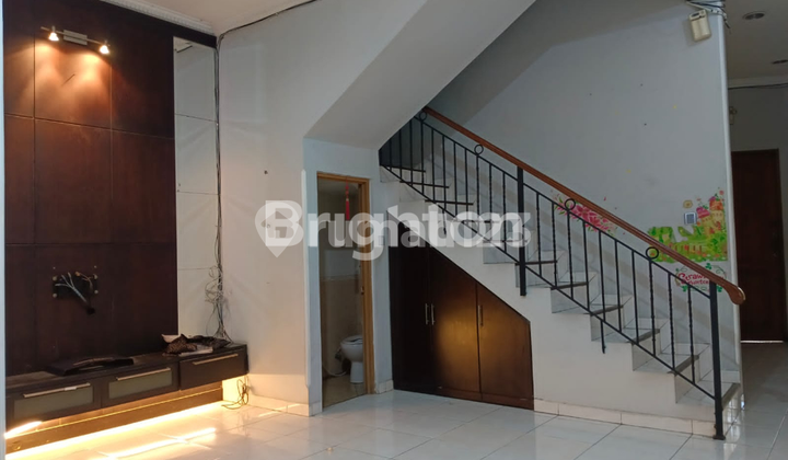rumah tomang 6x15 furnish jakarta barat | Rumah123